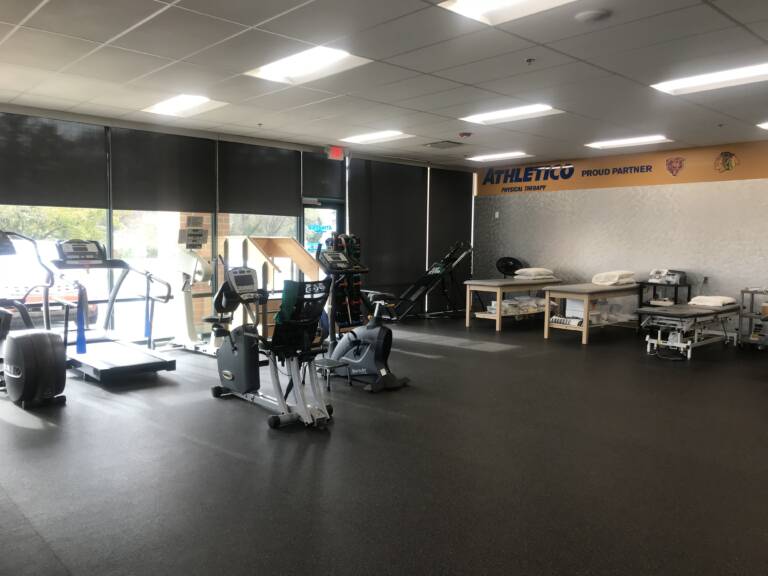 Physical Therapy Carol Stream, IL - Athletico Carol Stream