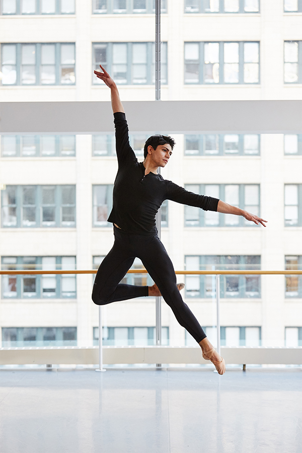 Reflecting on Nutcracker Season: Q&A with a Joffrey Dancer - Athletico