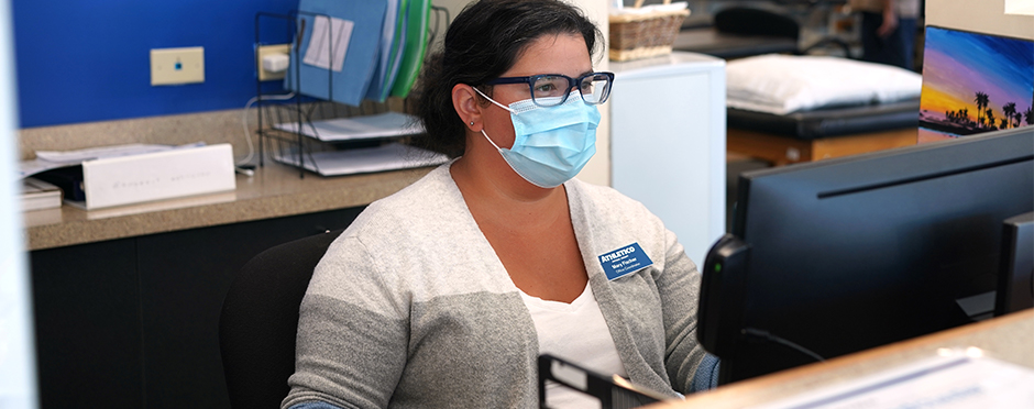 What to Expect From Your First Physical Therapy Appointment - Athletico